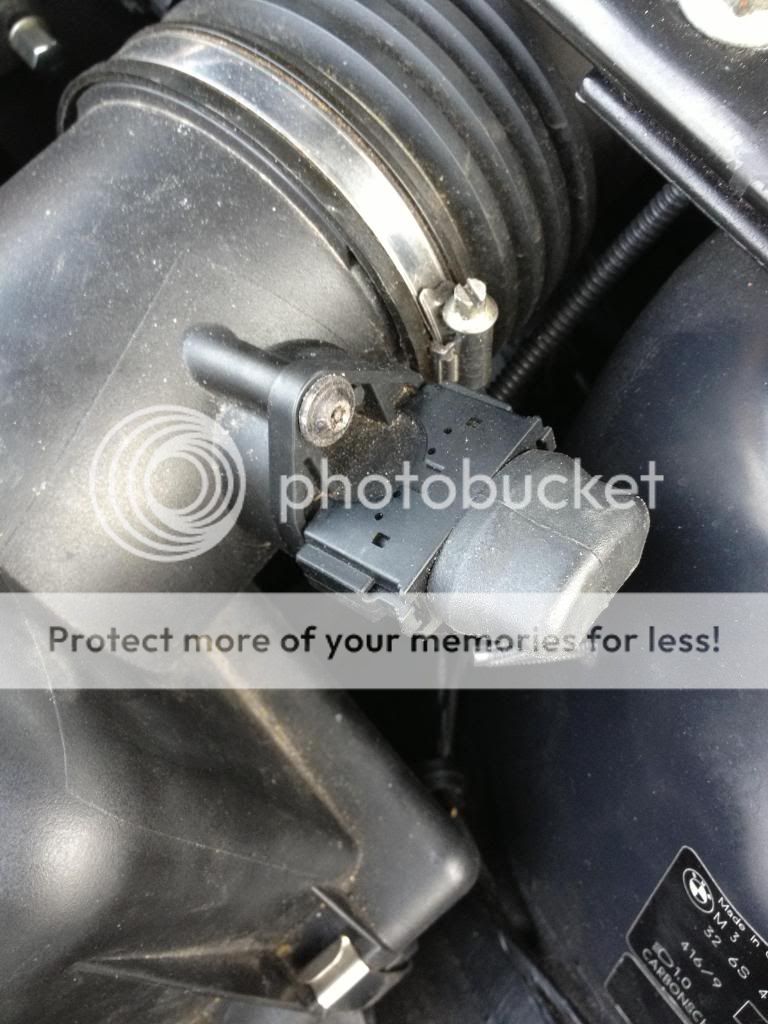 [E46] - Diy - cleaning the maf sensor | The M3cutters